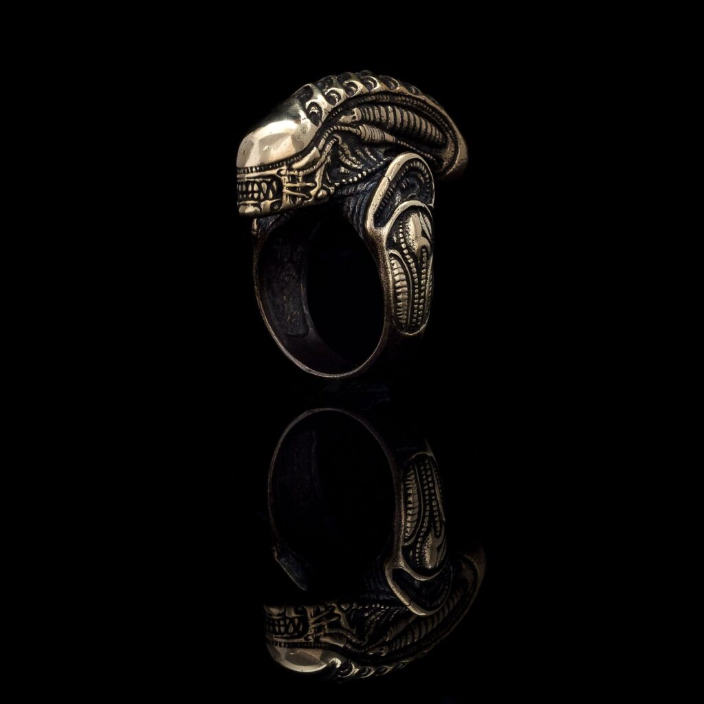 Alien Horror Ring - Macabria