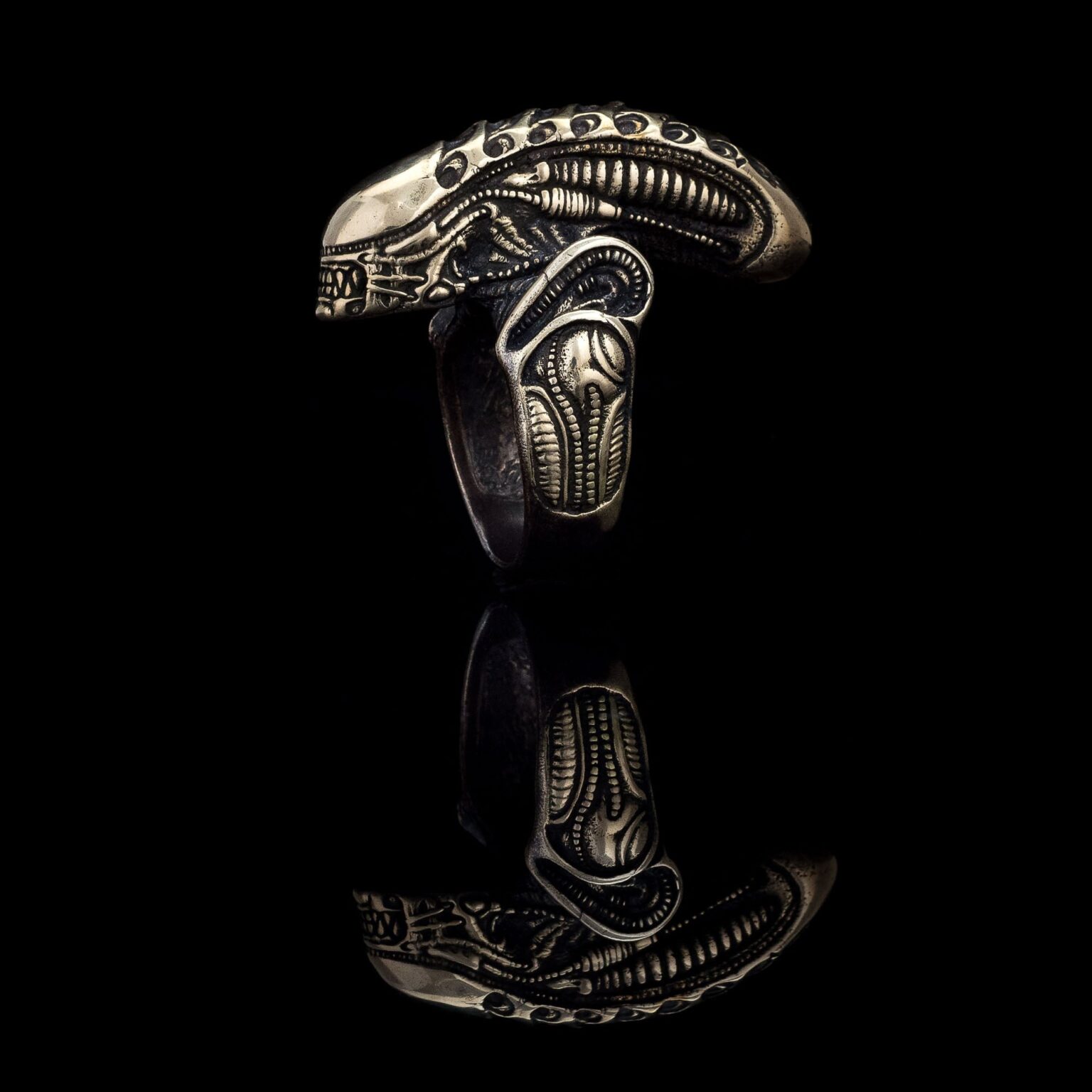 Alien Horror Ring - Macabria