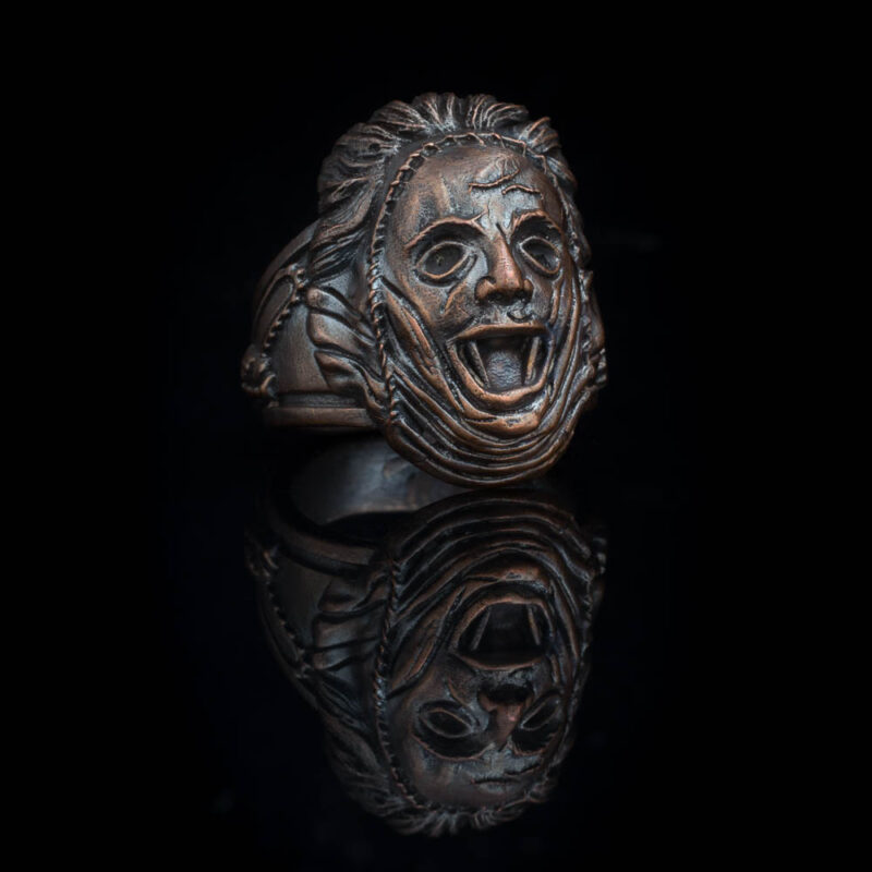 Leatherface Horror Ring - Macabria