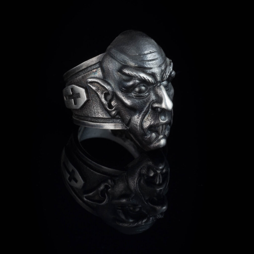 Nosferatu: A Symphony of Horror Ring - Macabria