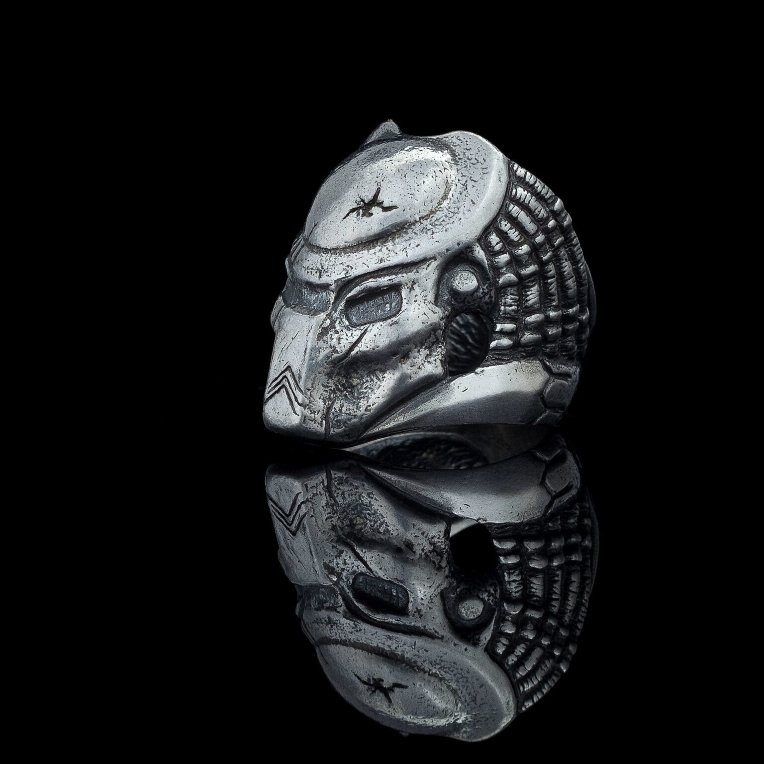 Predator Ring - Macabria